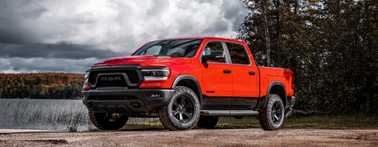 A Comprehensive Comparison of the 2024 RAM 1500 and 2024 RAM 2500 ...